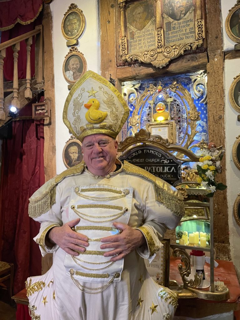Conozca el Paticano, la polémica iglesia donde practican el ...